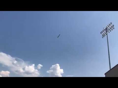 F-15 Strike Eagle Low level Flyby - YouTube