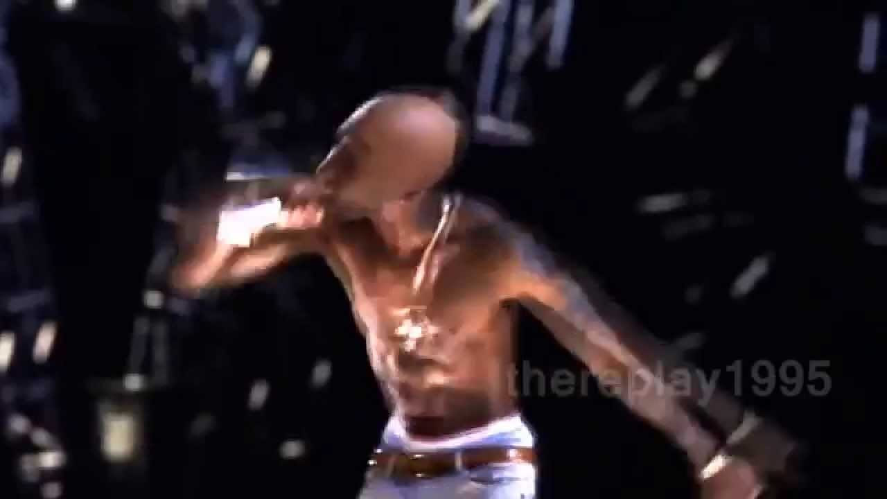 Holograma de Tupac Shakur no Coachella 2012 [HD] - YouTube