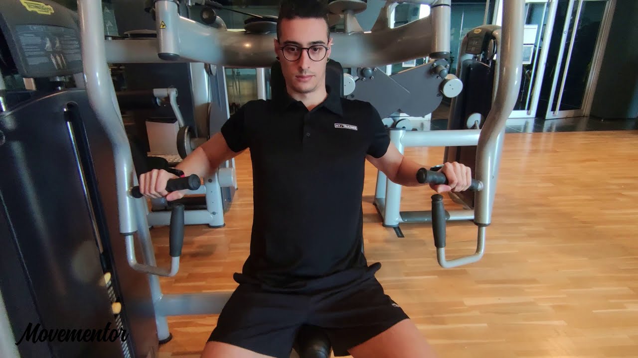 Press de pecho plano en maquina - YouTube