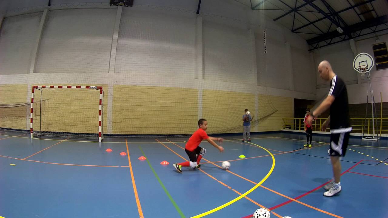 Futsal Goalkeeper Training - Treino Específico Guarda Redes Futsal 04 ...