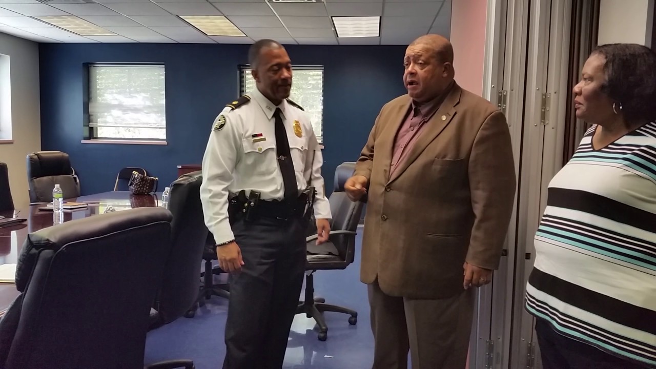 Atlanta Councilmember Ivory Lee Young Jr. commends APD Major Todd Coyt ...