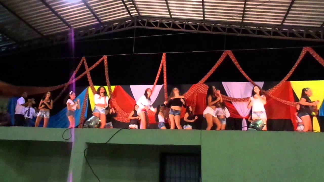 meninas dançando mc sapão vou desafiar você - YouTube