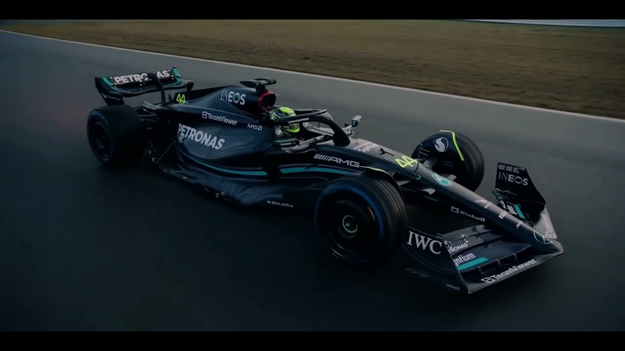 By far, the cleanest F1 transition. | Mercedes F1 team edit - YouTube