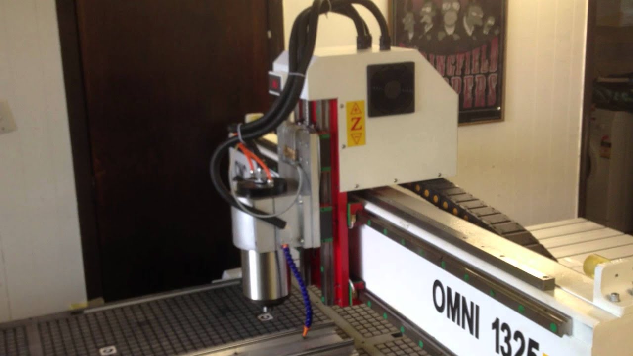 First dry run of the OMNI cnc router - YouTube