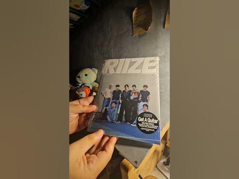 unboxing riize the first single album #kpop #riize #riize_getaguitar - YouTube