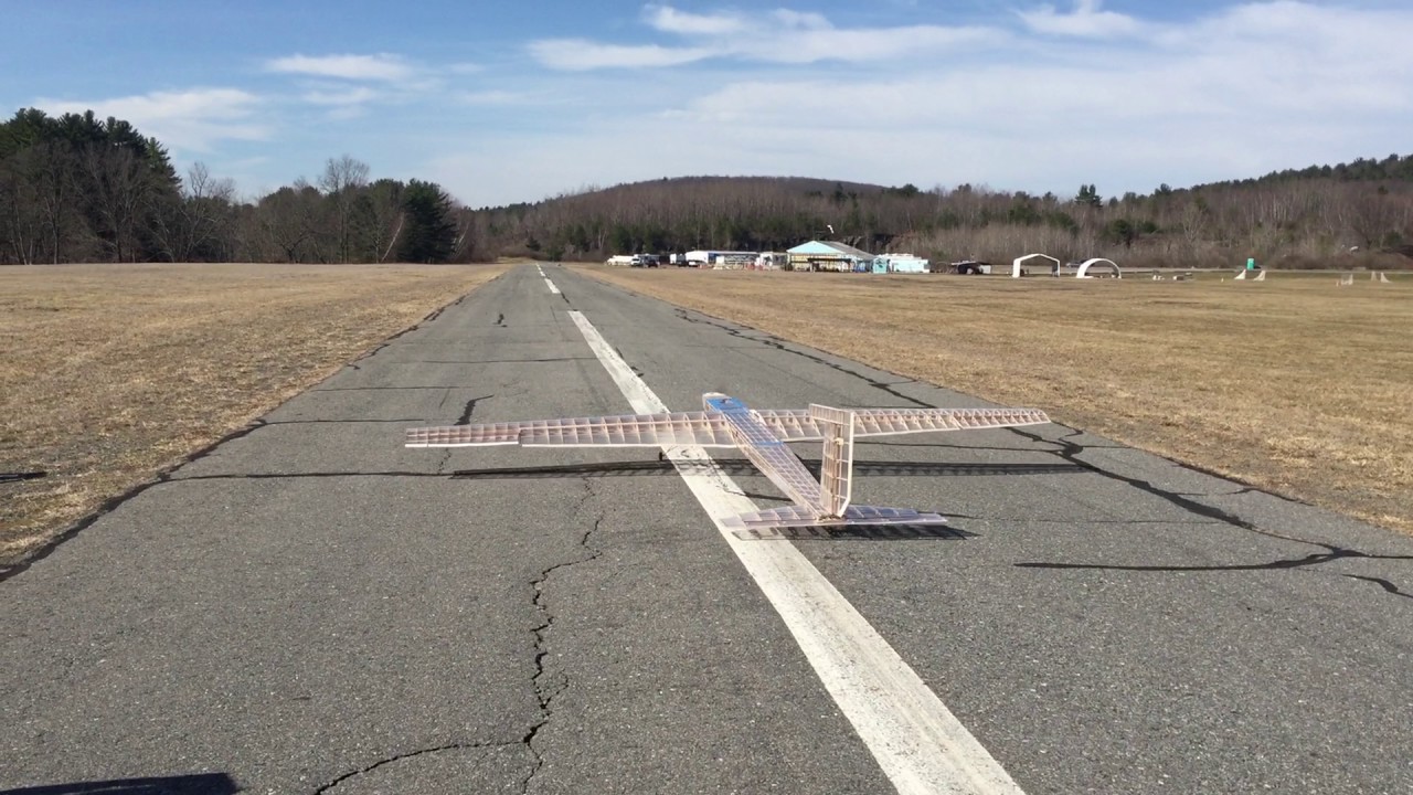 DWC/SNHU 2017 SAE Aero Design East Regular Class Flight Test 2 - YouTube