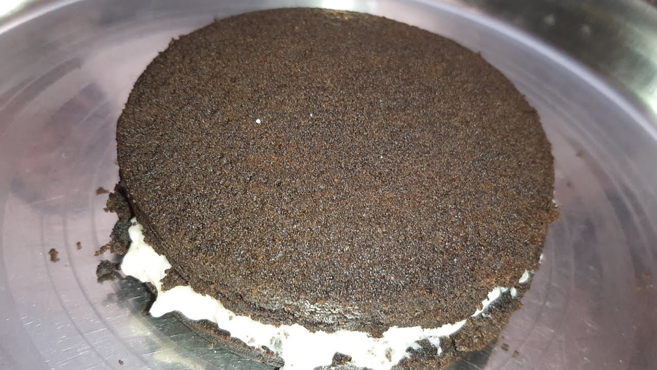 How to make easy oreo biscuit cake. Biscuit cake in bati cooker. - YouTube