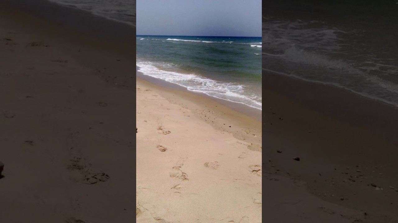 Berbera Beach WoW WoW - YouTube