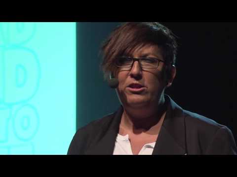 El miedo es rentable | Gaby Castellanos | TEDxGracia