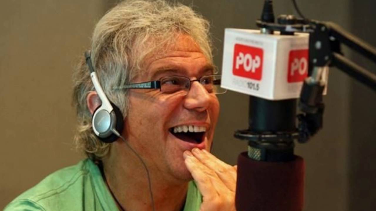 Beto Casella es Robin Hood. Deby Gonzalez. @debygonzalezmus Deby:15 ...