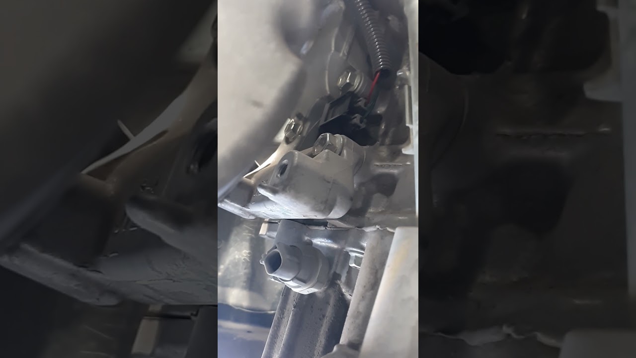 Toyota V6 3 5l Crank Sensor Location - YouTube