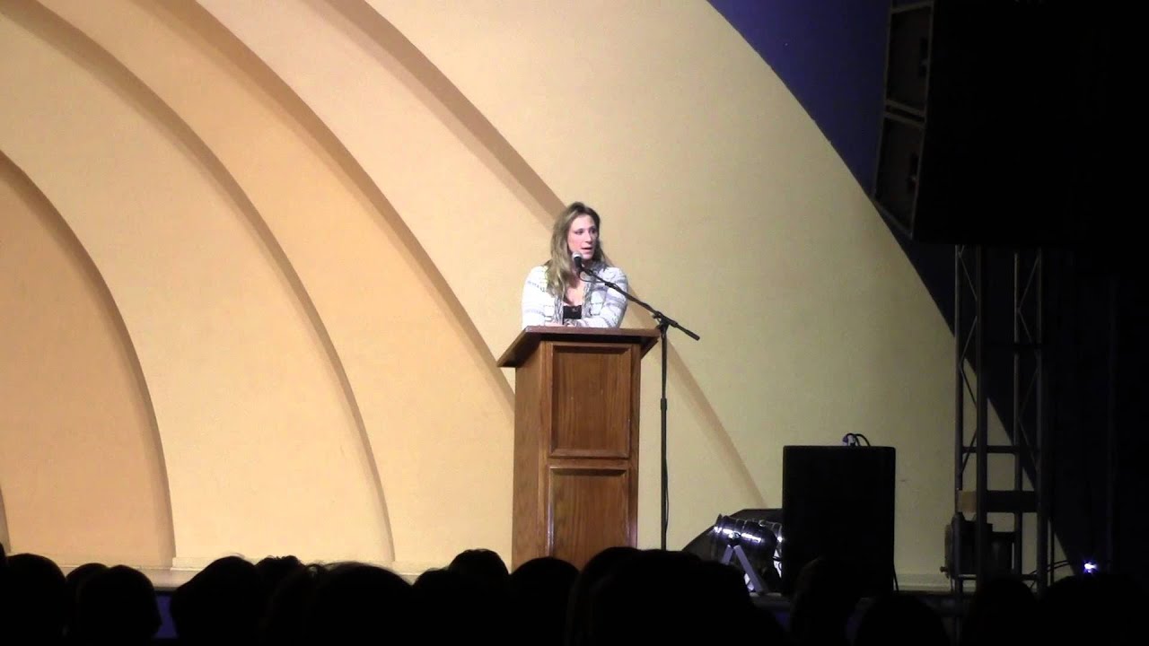 Kim Chizevsky Introduces Mike Neumann as Emcee at the NPC Midway USA ...