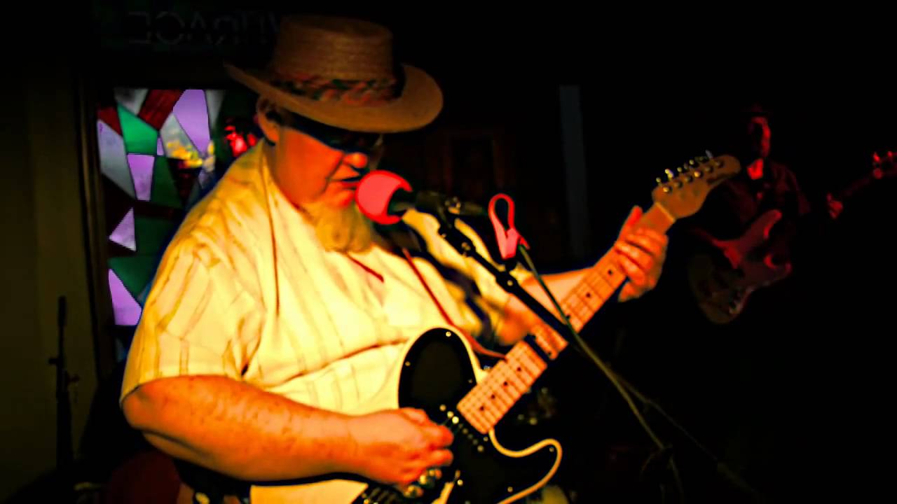 Bryan Lee Live Blues! The Vitrage - YouTube