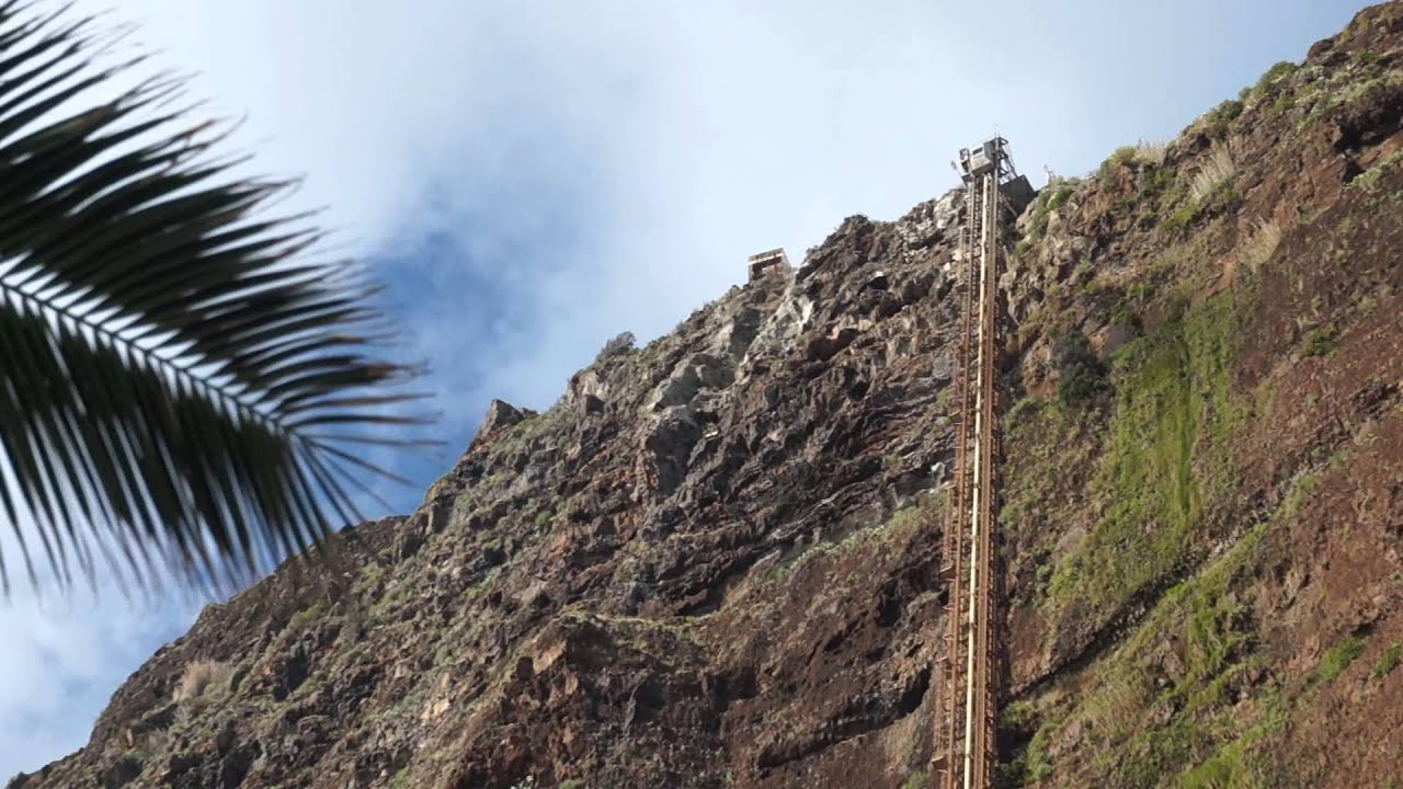Madeira cliff lift - YouTube