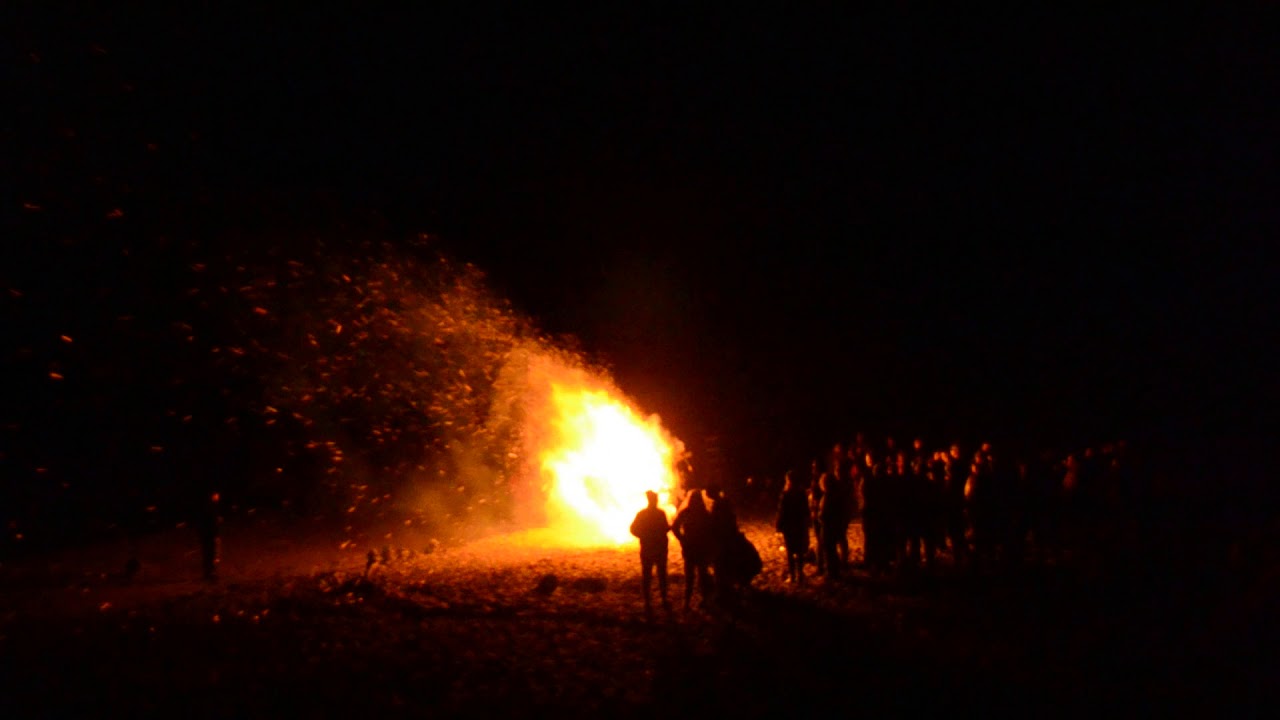 The Burning Full Moon - YouTube