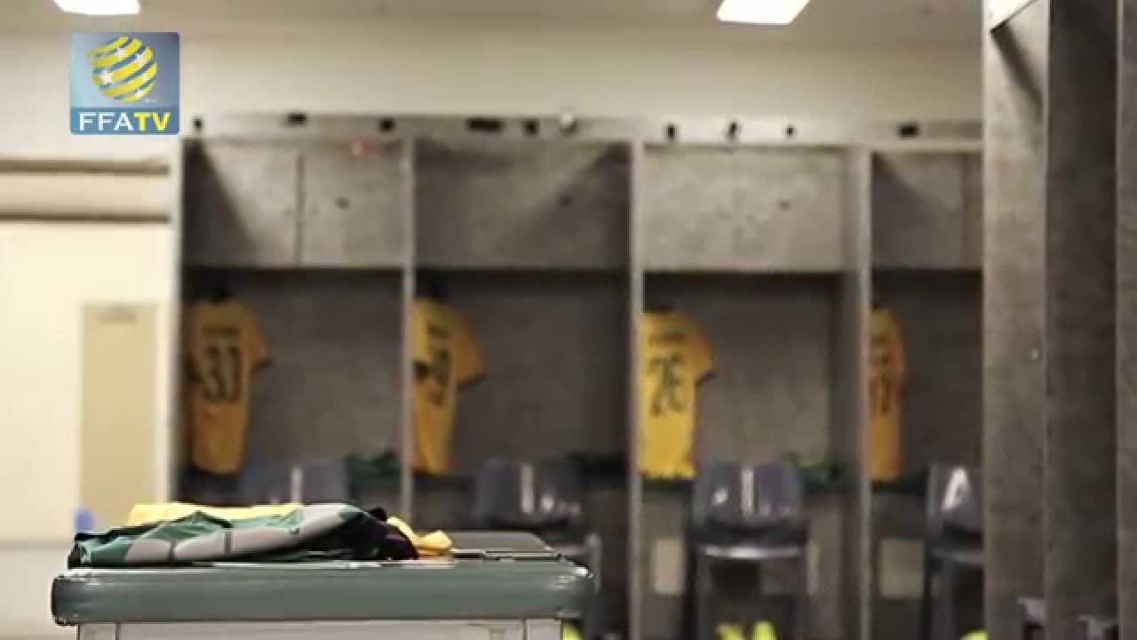 Socceroos - We take you on a tour of our dressing room - YouTube