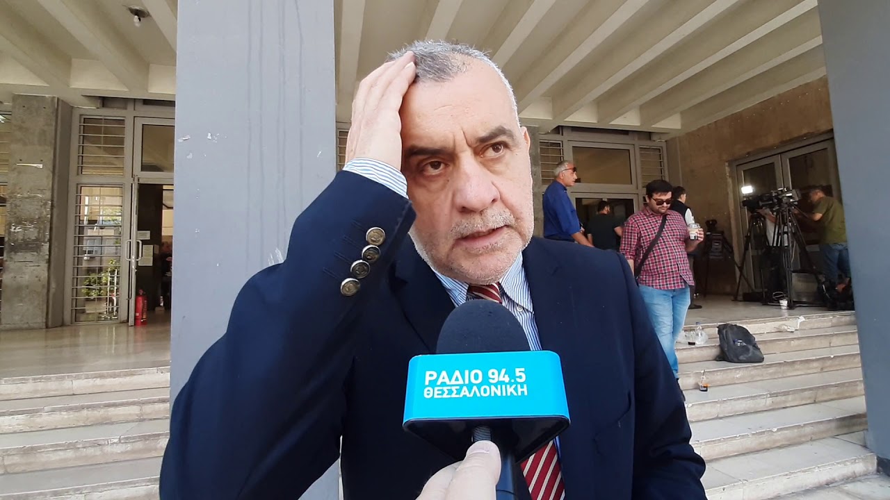Δικηγορος 33χρονης - YouTube
