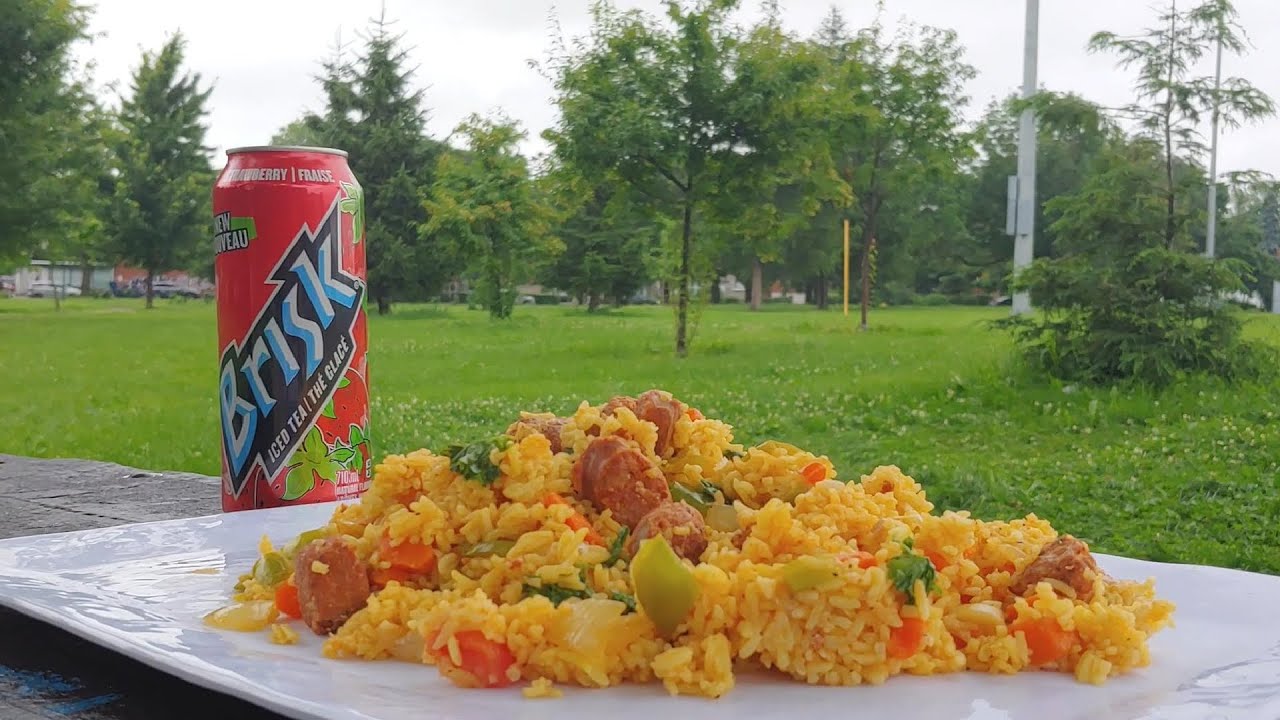 BIG BITE BONANZA 9: SPICY CHORIZO RICE AND STRAWBERRY ICED TEA OUTSIDE ...