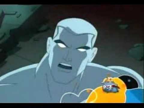 Superman vs Captain Atom - YouTube