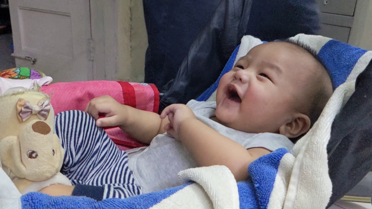 Chuckling Baby - YouTube