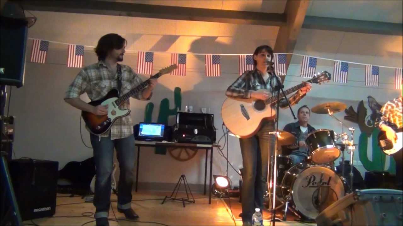 Shannon Band-concert a Beaumontel 27170 le 31 12 2012.wmv - YouTube