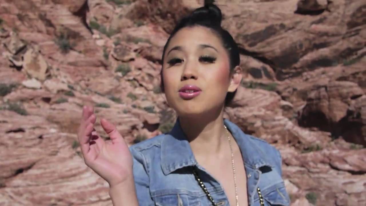 "ROCKETEER" Far East Movement ft. Ryan Tedder (COVER REMIX BY ERIKA ...