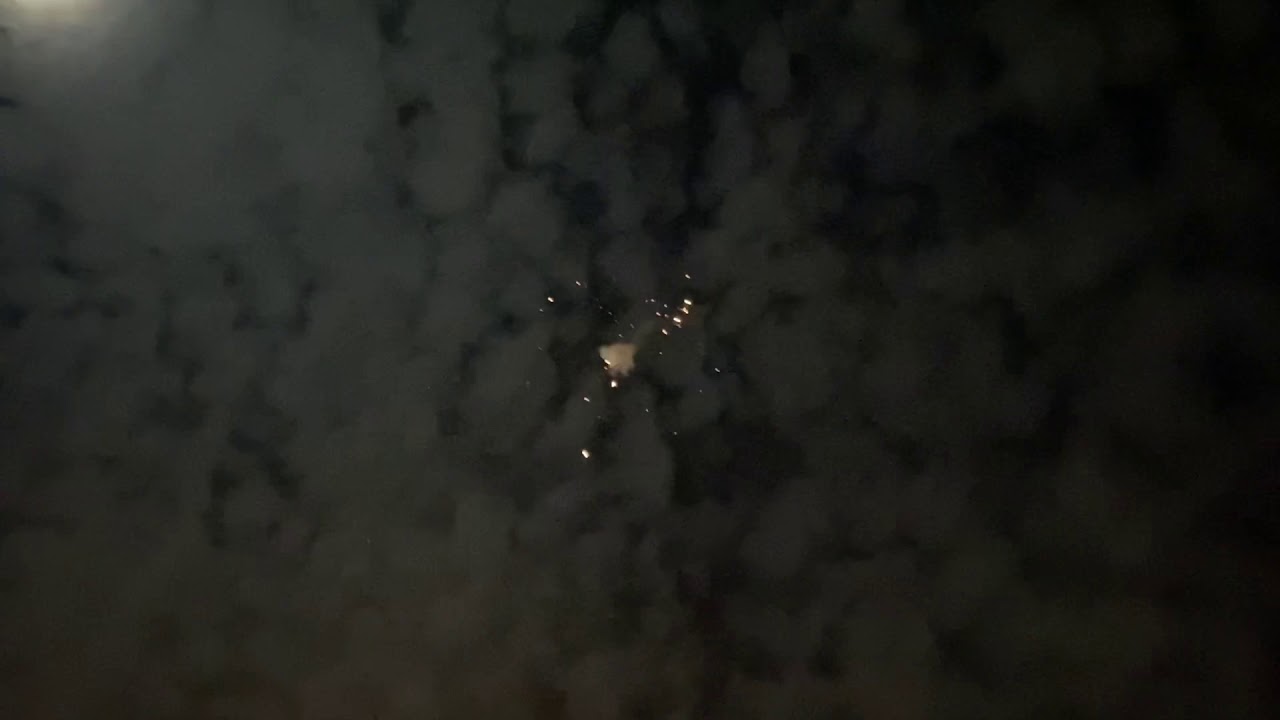 4” CANISTER SALUTE SHELL VS 5” CANISTER SALUTE SHELLS - YouTube