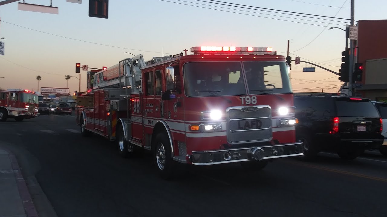 LAFD Light Force 98 Responding - YouTube