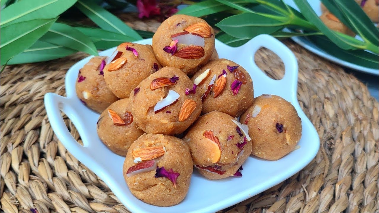 Easy Rice Laddu Recipe for Diwali | Traditional Indian Sweet | Quick ...