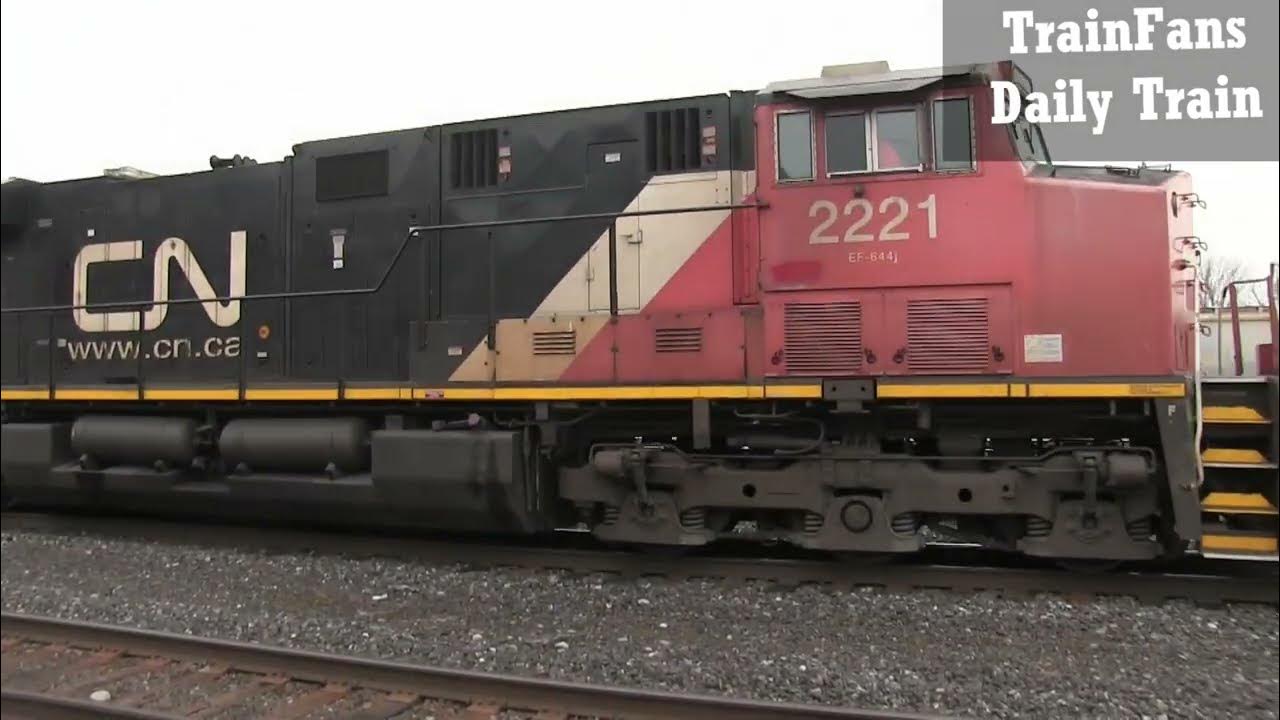 CN 2221 Leading CN 2508 Locomotive Manifest Train M385 Strathroy Sub - YouTube