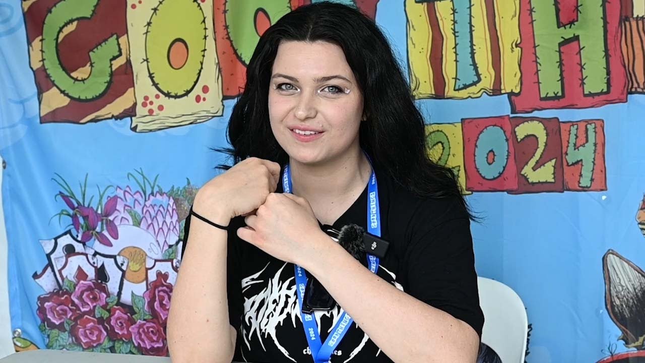 Interview: Monique Pym of Reliqa - "From Punter to the Stage" - YouTube