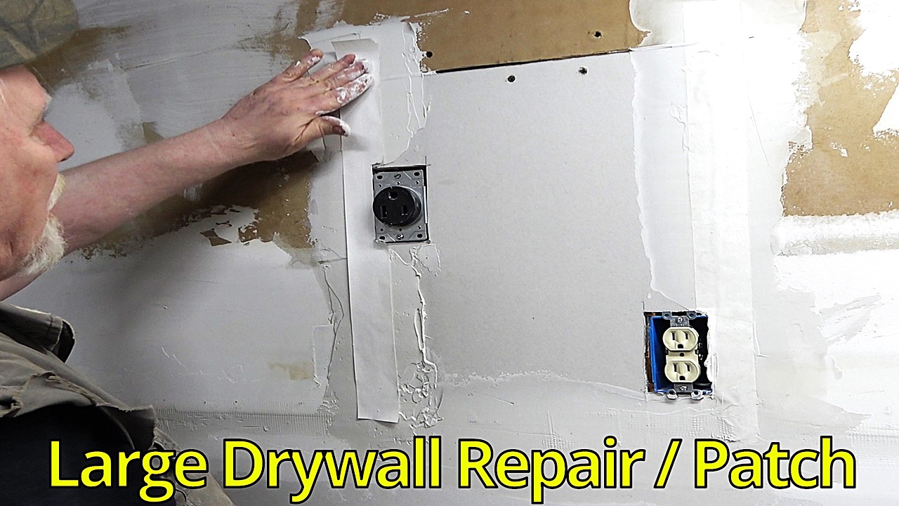 In this video I show how I mud around 2 Receptacles (Part 2) - YouTube