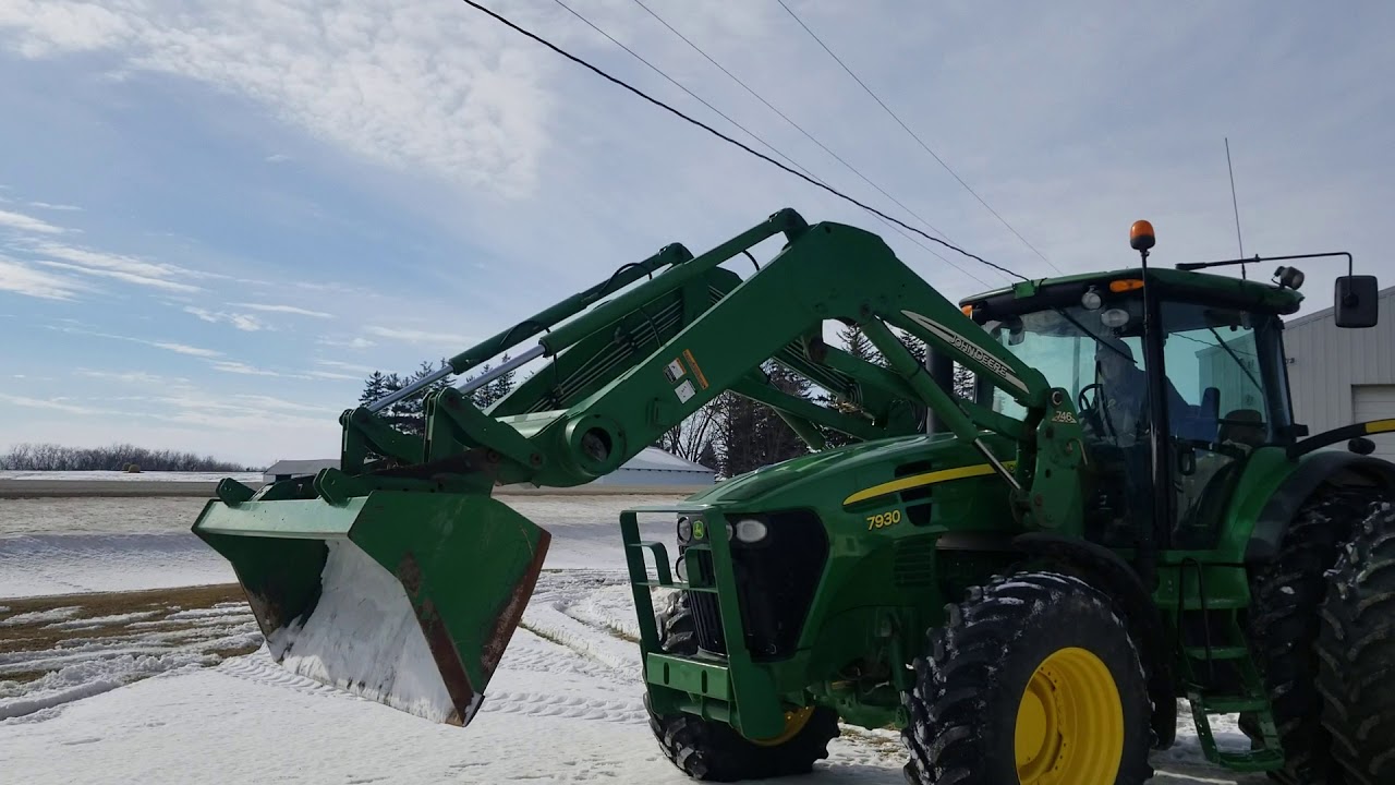 John Deere 746 Loader - YouTube