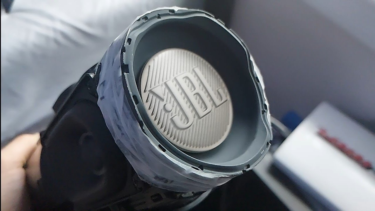 Rip JBL CHARGE 4 PR!!😱🫣 - YouTube