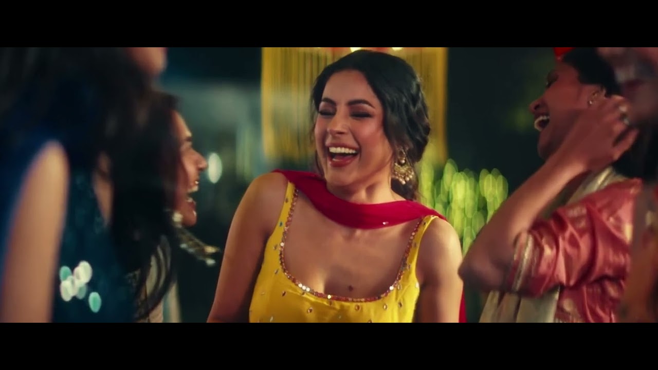 SHEESHE WALI CHUNNI (Video Song): YO YO HONEY SINGH | SHEHNAAZ GILL ...