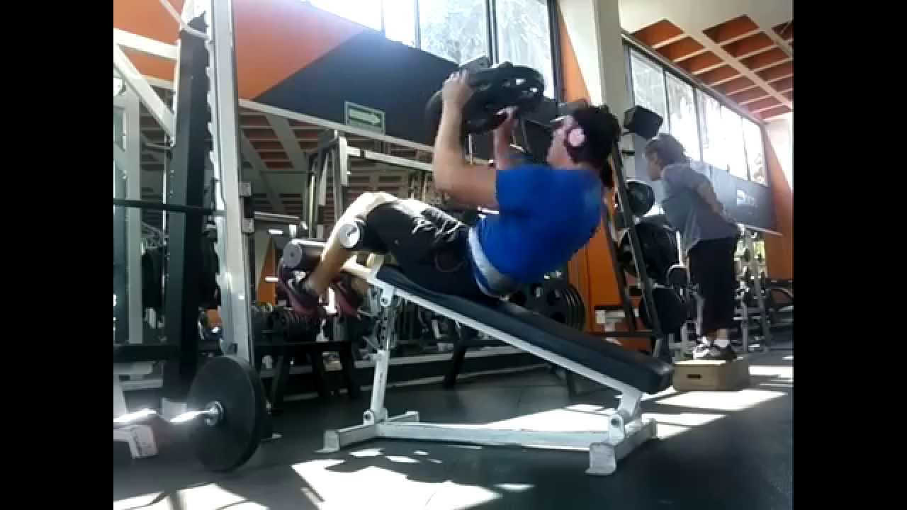 Abdominal Crunches with Plate . - YouTube