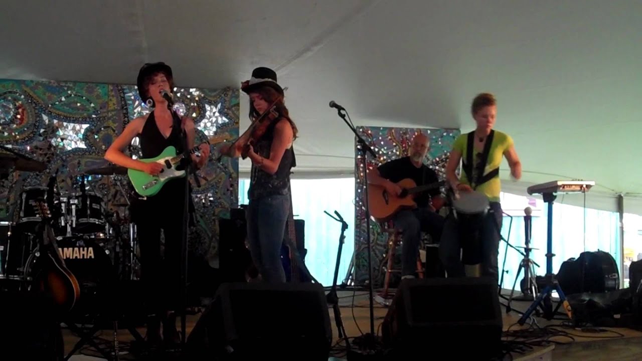 SHEL Live @ BlissFest.31 - YouTube