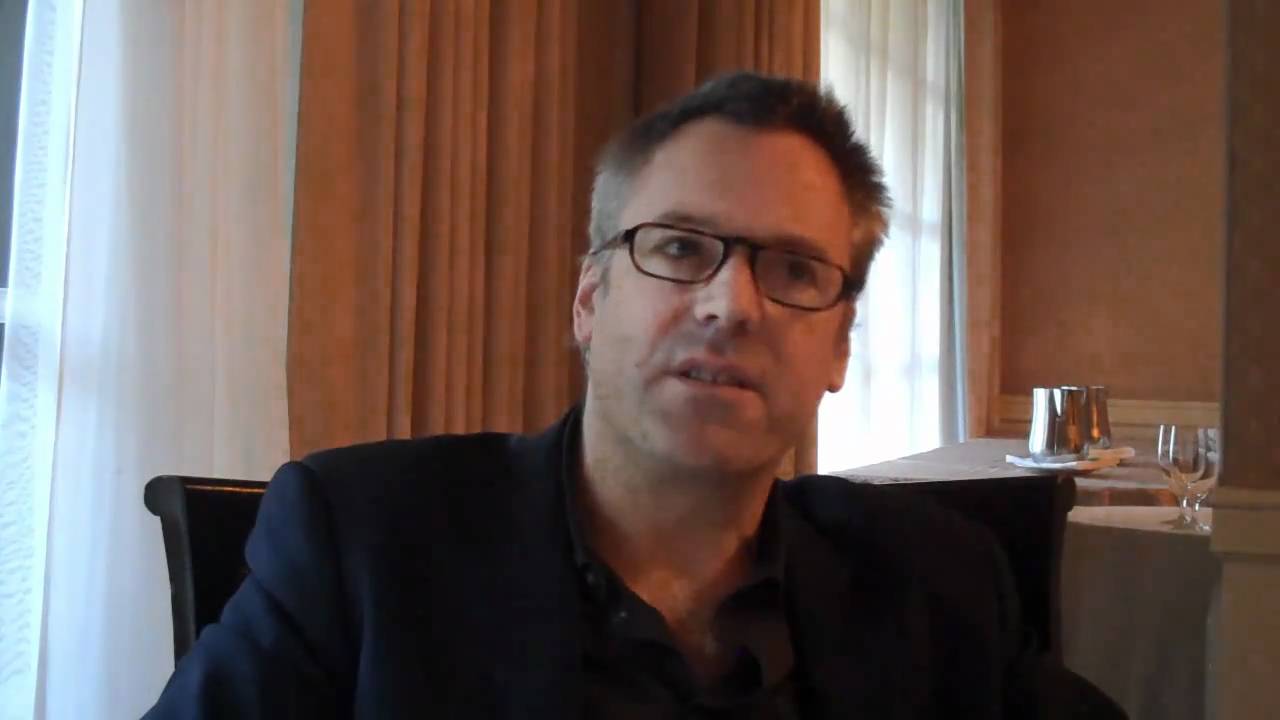 Cinematographer Wally Pfister Talks INCEPTION, NOLAN, BATMAN 2 - YouTube