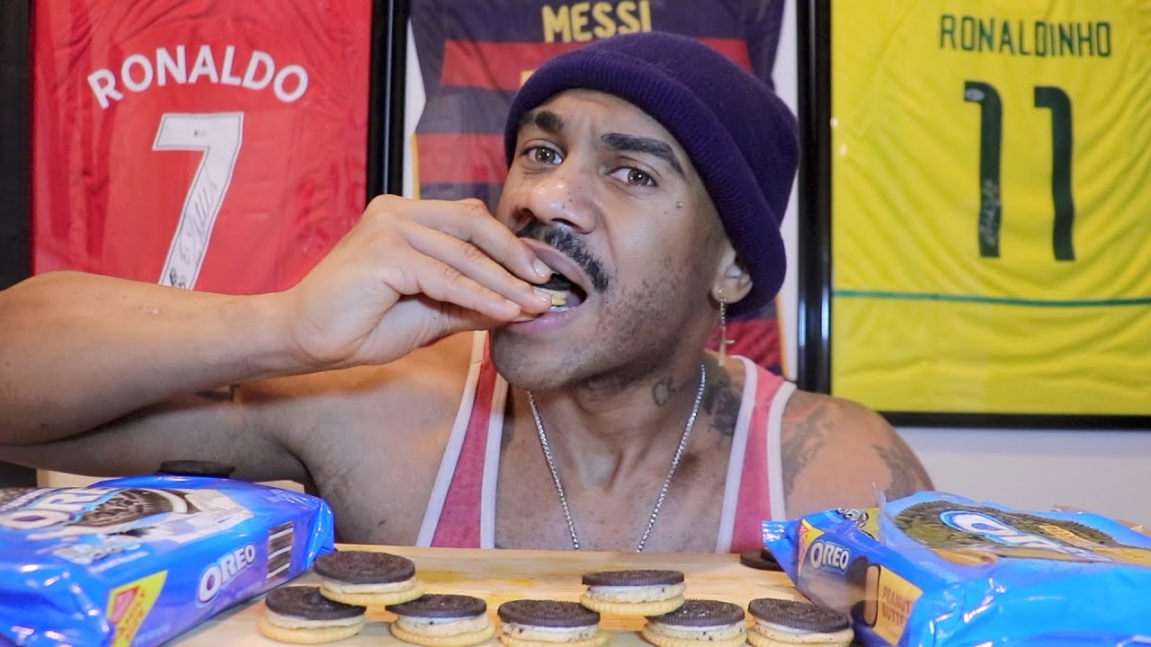 Trying The Oreo/Ritz Collab! - YouTube