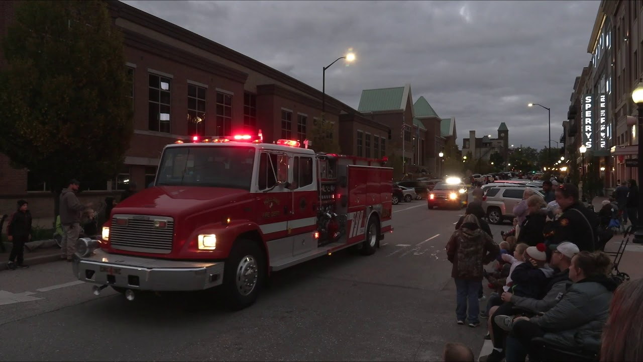 2019 Fire Truck Parade - YouTube