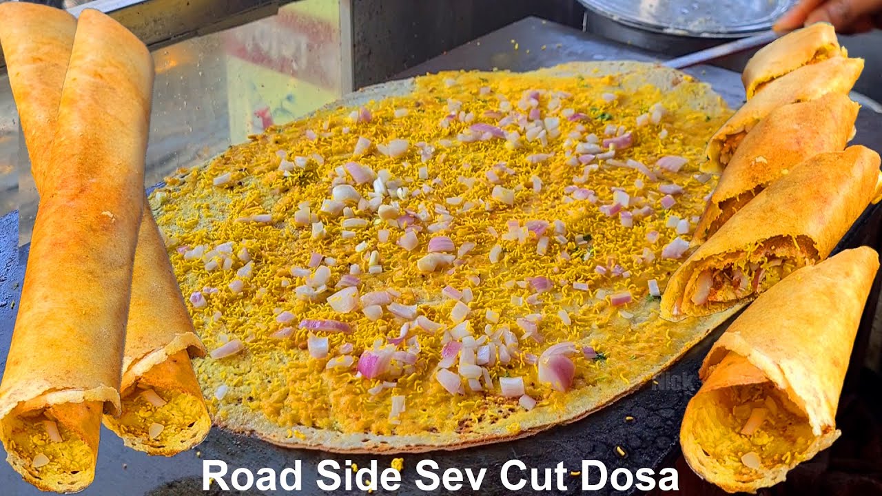 Road Side Delicious Sev Cut Dosa | Masala Dosa | Pune Street Dosa ...