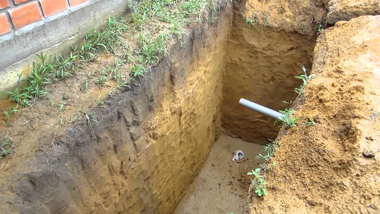 Digging a septic tank with Micah Tuttle - YouTube