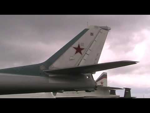 TU-95 @ MAKS-2009 - YouTube