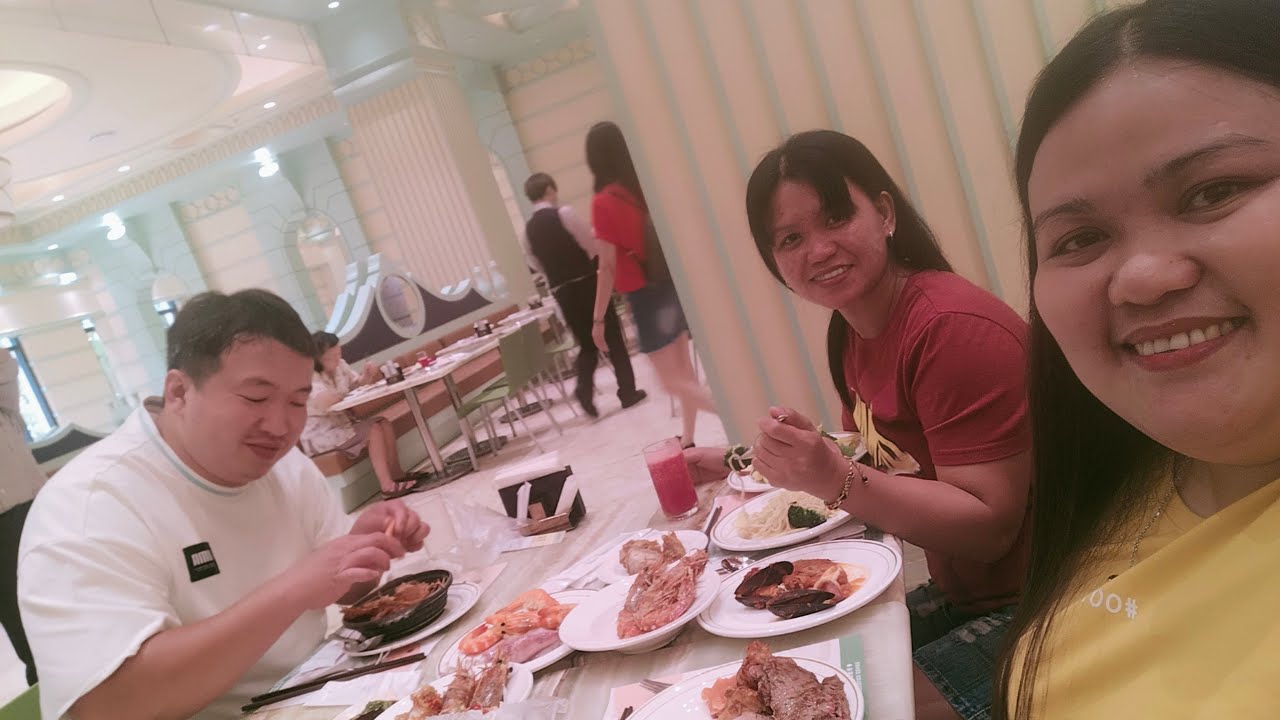 THE LIN BUFFET LUNCH - YouTube
