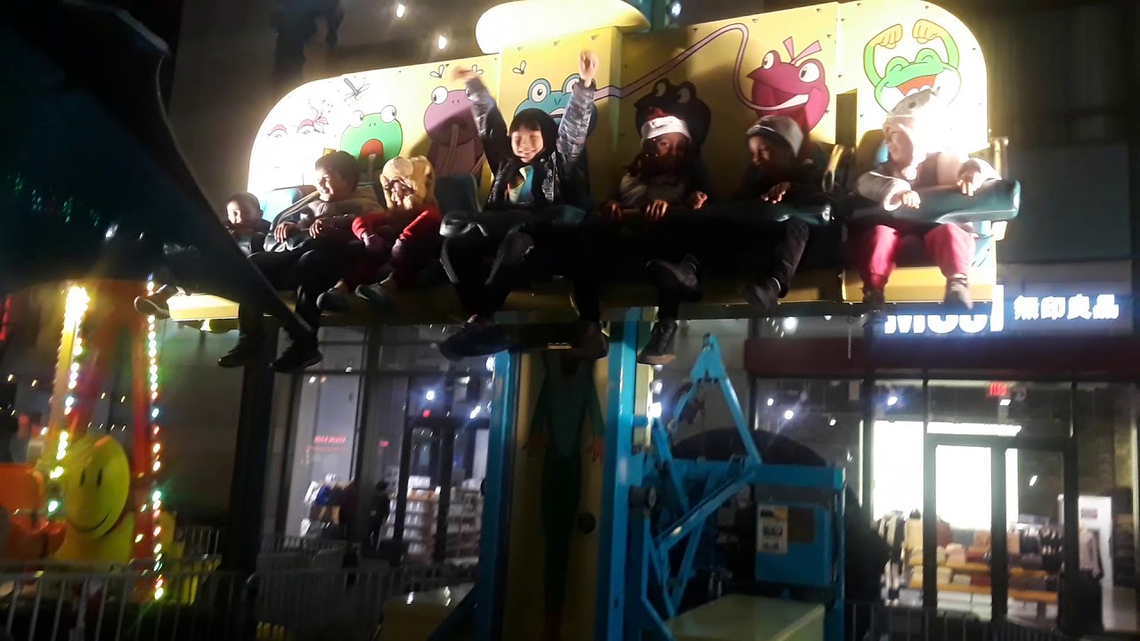 Summer break time kids play - YouTube