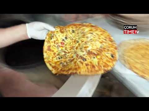 Çorumlu usta köyüne pizzacı açtı
