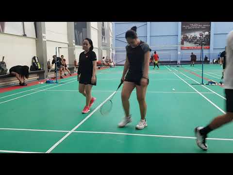 BADMINTON FUN MATCH - YouTube