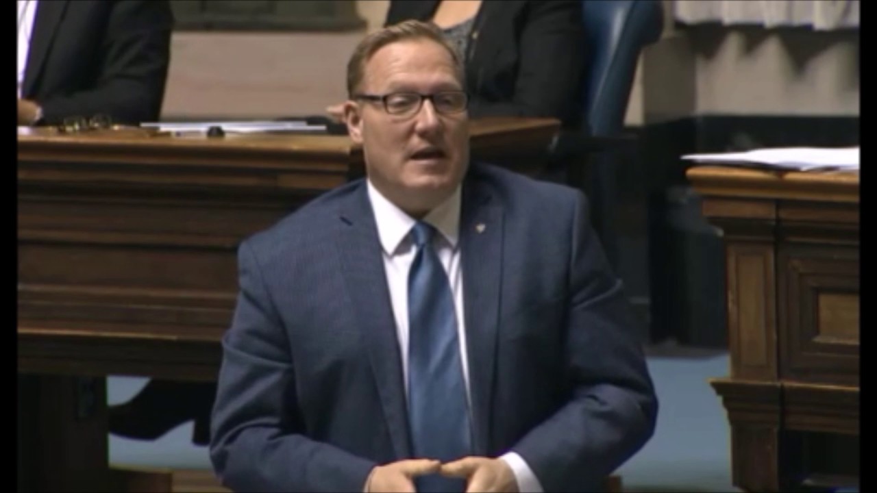 Bob Lagassé asks Minister Fielding about strengthening the Children's ...
