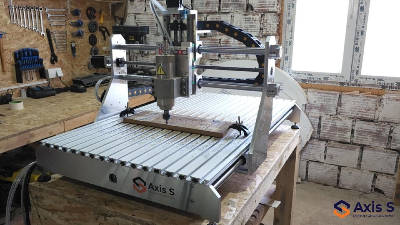 CNC router AXIS 2 960x580x150mm - YouTube