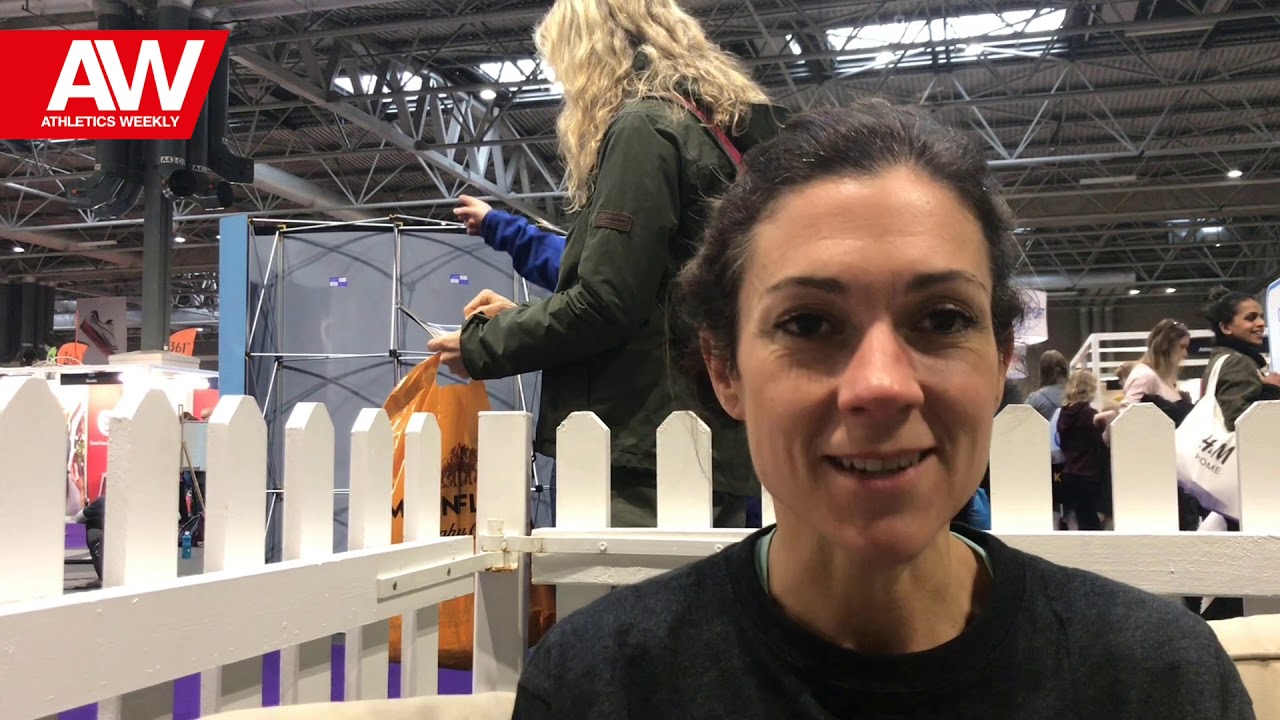 Marathon nutrition tips from sports dietitian Alexandra Cook - YouTube